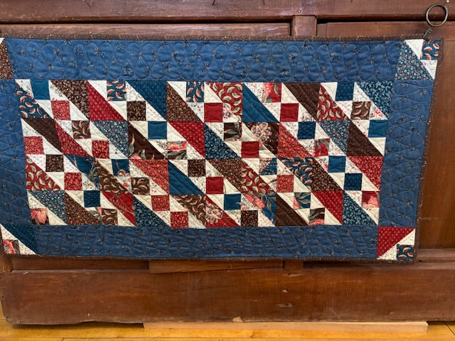 Jacob's Cradle Table Runner Kit – Ye Olde Schoolhouse Quilt Shop